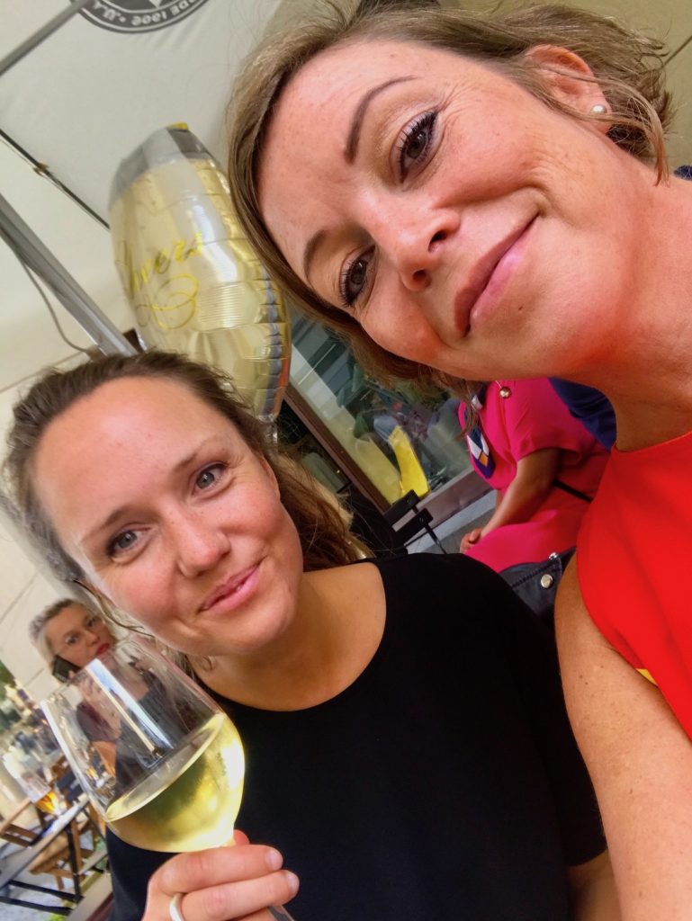 Bar Oas – välkommet krypin på Drottninggatan - MatMalin.se