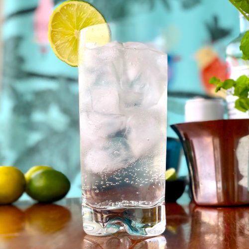 Cuba Libre Blanco – recept och film på vit Rom och Cola - MatMalin.se