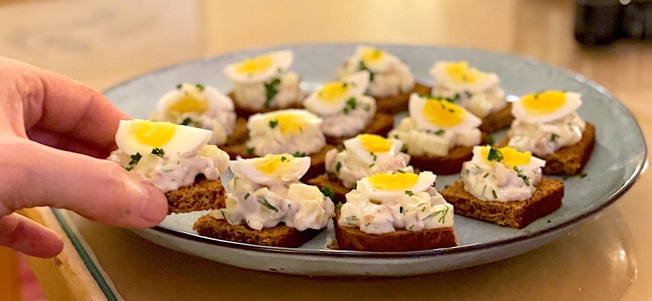 Tilltugg med Nubberöra och ägg på kavring - MatMalin.se