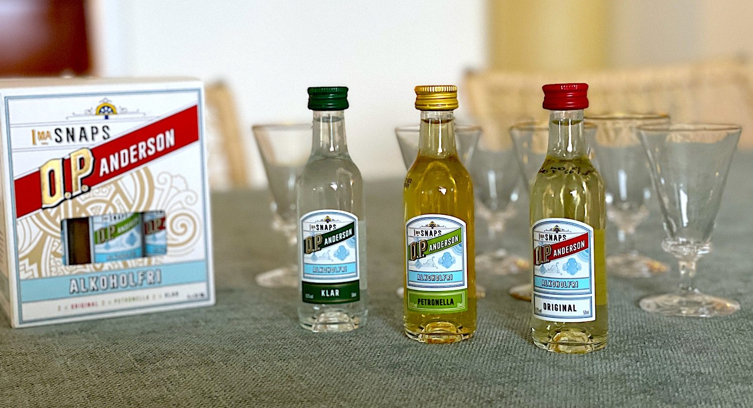 O.P. Anderson Alkoholfri Snaps och glädjen över små flaskor - MatMalin.se